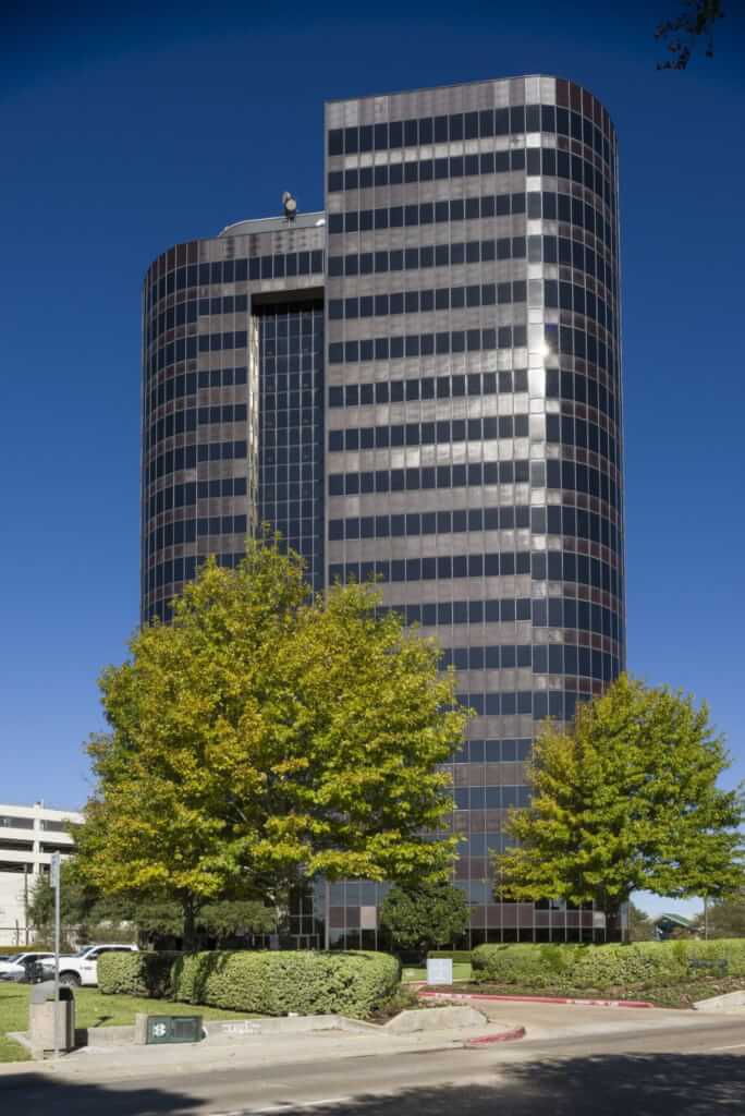 363 N Sam Houston E - Moody Rambin